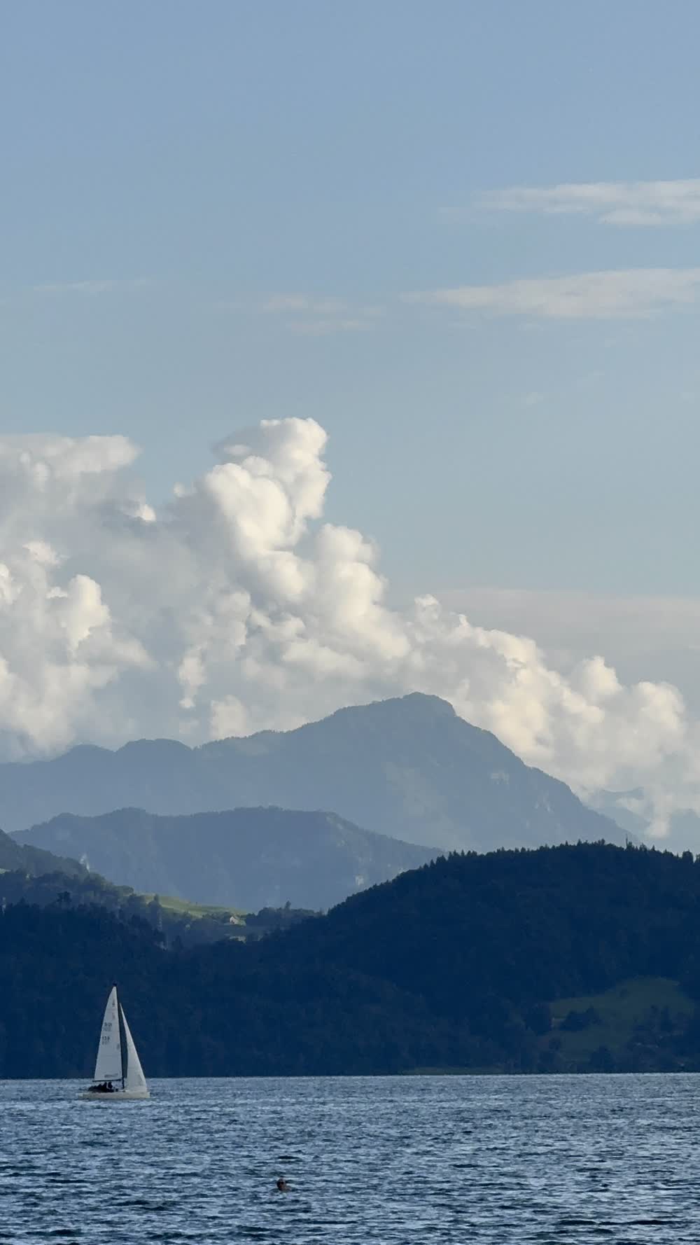 Efrat Fenigson: Journalist | 🎙Podcast host: “You’re The Voice” | M...